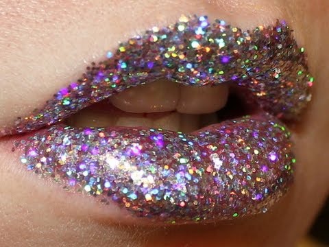 Mac Is Releasing A New Glitter Lip Gloss - FASHIONLOVER - Fashion ...